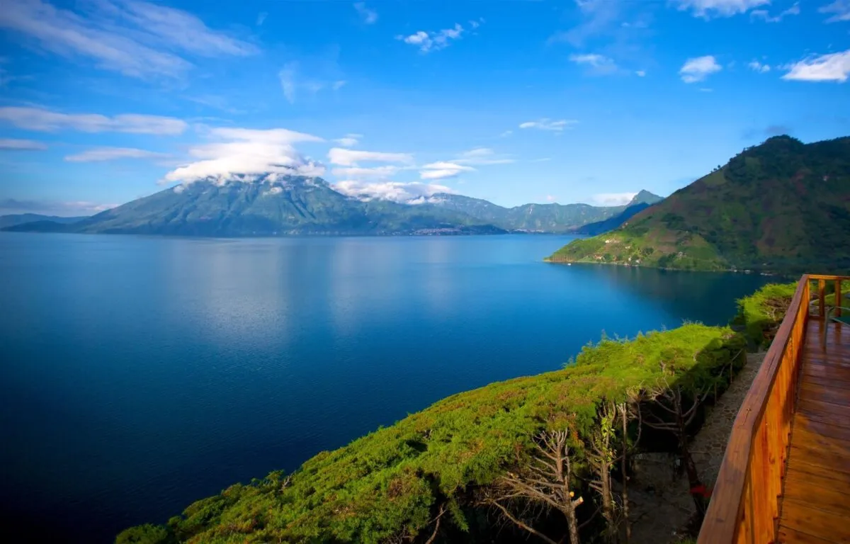 Descubriendo el Lago de Atitlán en Guatemala: Un Paraíso Lleno de Secretos